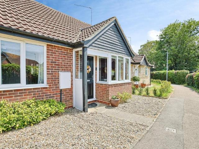 2 bedroom semi detached bungalow for sale