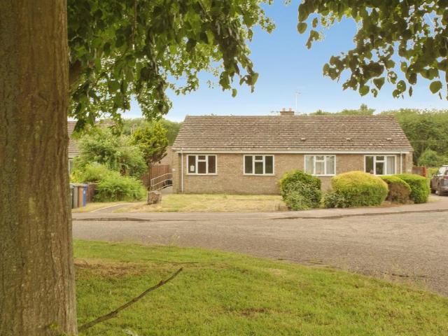 2 bedroom semi detached bungalow for sale