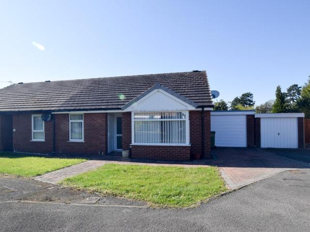 2 bedroom semi detached bungalow for sale