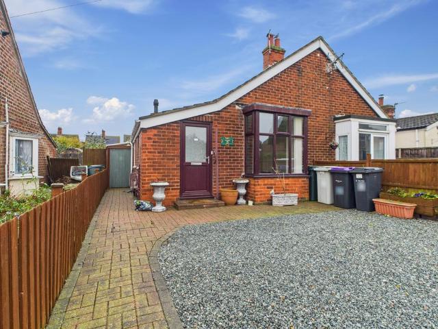 2 bedroom semi detached bungalow for sale