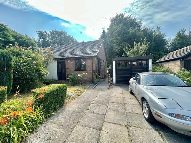 2 bedroom semi detached bungalow for sale