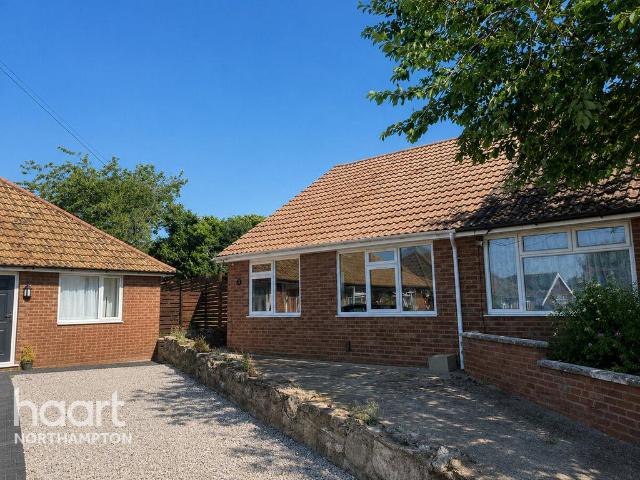 2 bedroom semi detached bungalow for sale