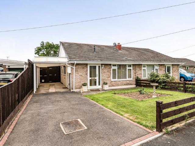 2 bedroom semi detached bungalow for sale