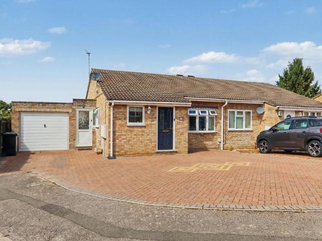 2 bedroom semi detached bungalow for sale