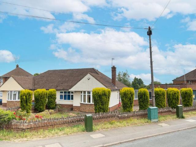 2 bedroom semi detached bungalow for sale