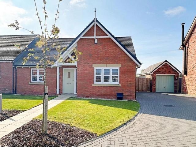 2 bedroom semi detached bungalow for sale
