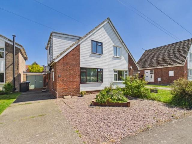 2 bedroom semi detached house for sale