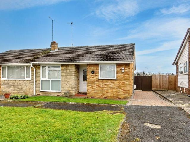 2 bedroom semi detached bungalow for sale