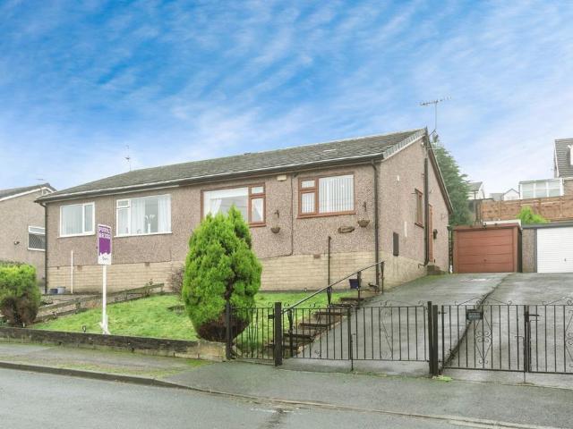 2 bedroom semi detached bungalow for sale