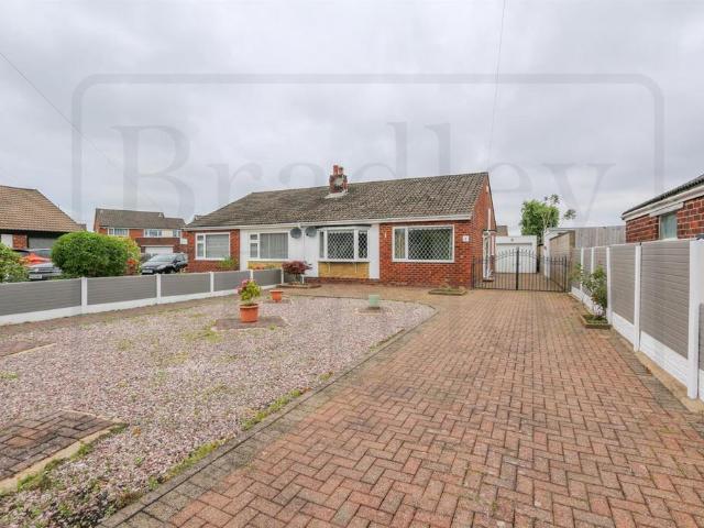 2 bedroom semi detached bungalow for sale