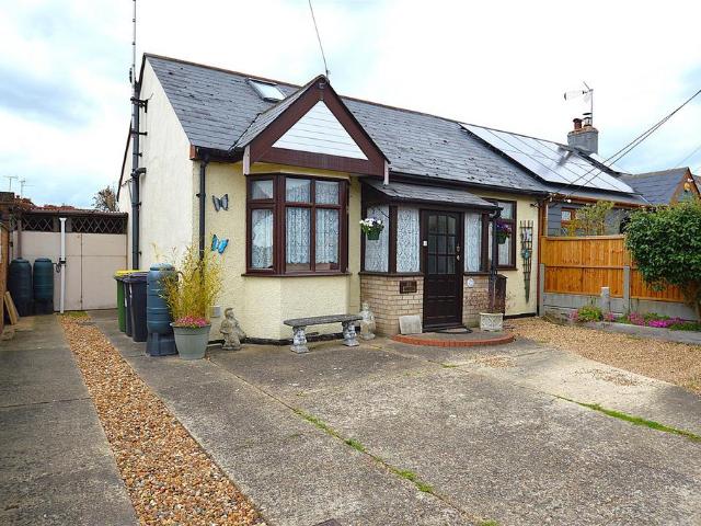 2 bedroom semi detached bungalow for sale