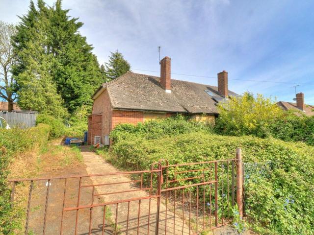 2 bedroom semi detached bungalow for sale