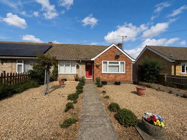 2 bedroom semi detached bungalow for sale