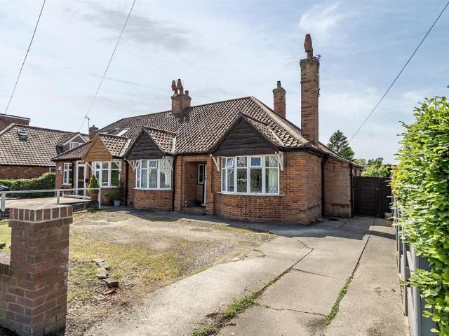 2 bedroom semi detached bungalow for sale