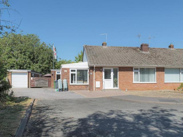 2 bedroom semi detached bungalow for sale