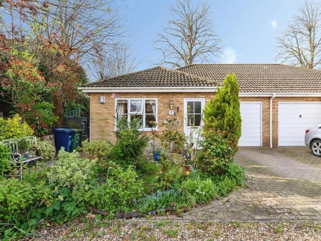 2 bedroom semi detached bungalow for sale