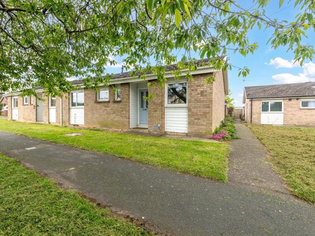 2 bedroom semi detached bungalow for sale