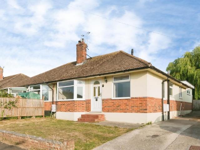 2 bedroom semi detached bungalow for sale