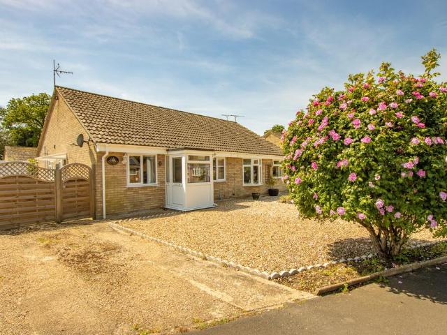 2 bedroom semi detached bungalow for sale