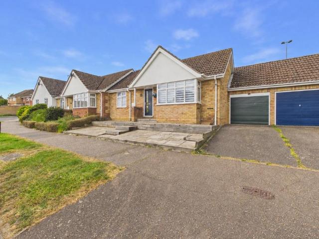 2 bedroom semi detached bungalow for sale
