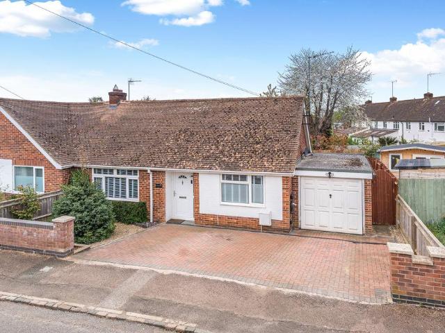 2 bedroom semi detached bungalow for sale