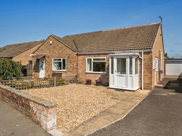 2 bedroom semi detached bungalow for sale