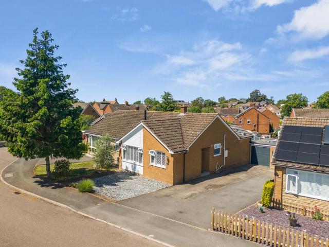 2 bedroom semi detached bungalow for sale