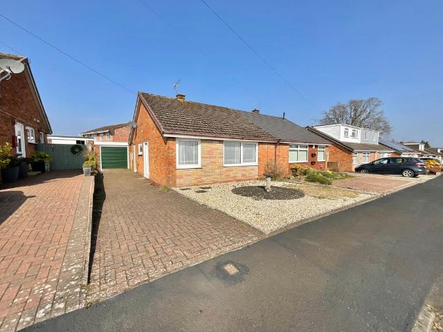 2 bedroom semi detached bungalow for sale