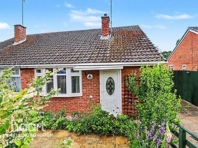 2 bedroom semi detached bungalow for sale
