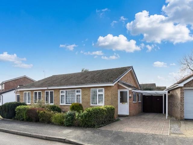 2 bedroom semi detached bungalow for sale