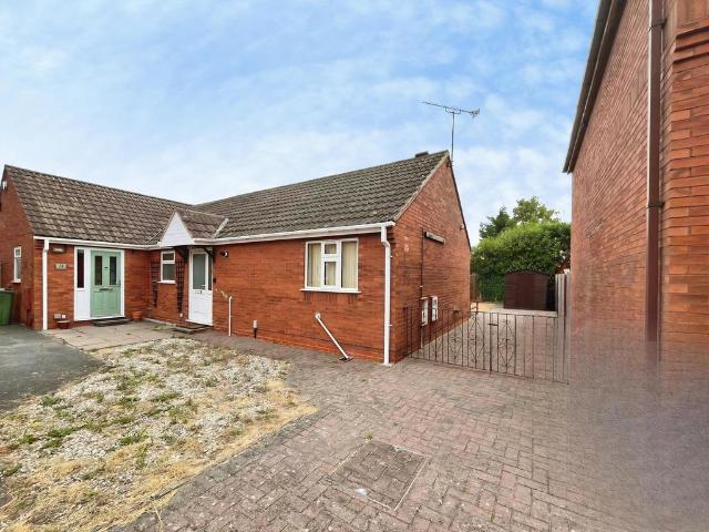 2 bedroom semi detached bungalow for sale