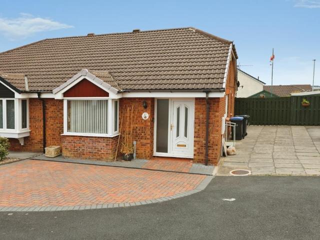 2 bedroom semi detached bungalow for sale