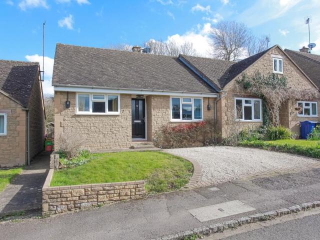 2 bedroom semi detached bungalow for sale