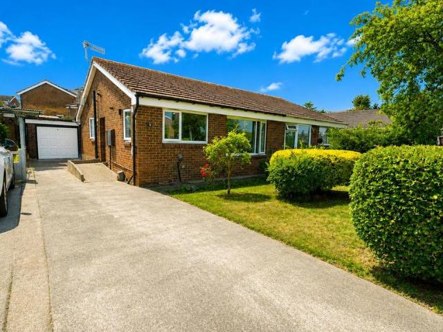 2 bedroom semi detached bungalow for sale