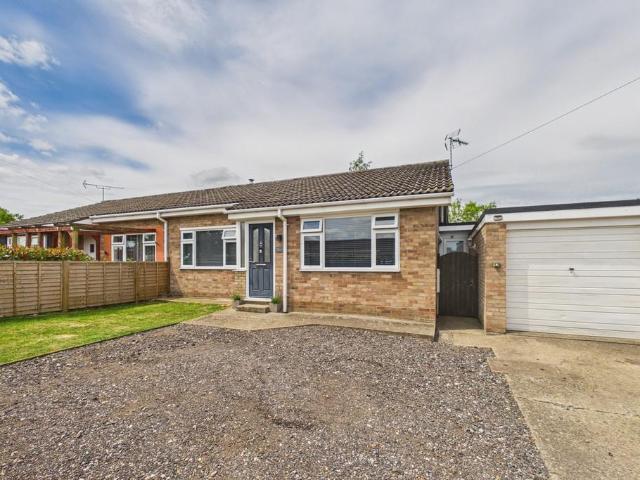 2 bedroom semi detached bungalow for sale