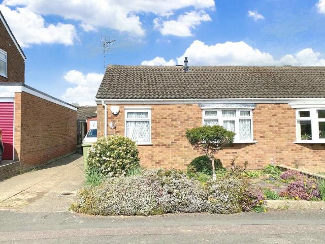 2 bedroom semi detached bungalow for sale