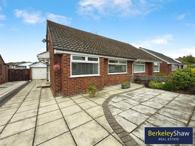 2 bedroom semi detached bungalow for sale