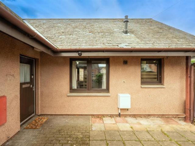 2 bedroom semi detached bungalow for sale