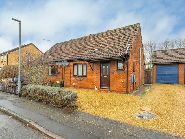 2 bedroom semi detached bungalow for sale