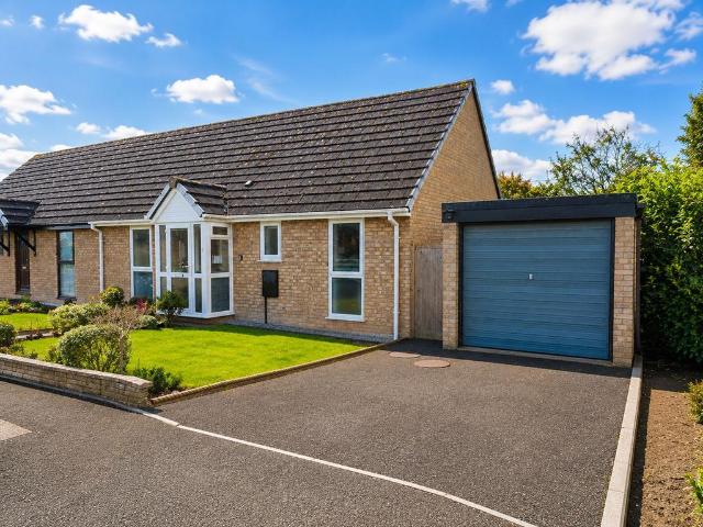 2 bedroom semi detached bungalow for sale