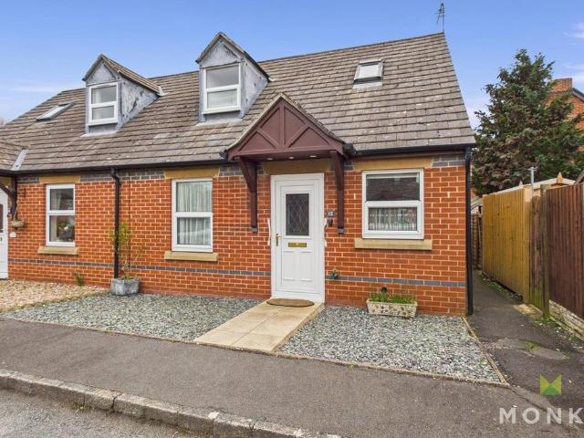2 bedroom semi detached bungalow for sale