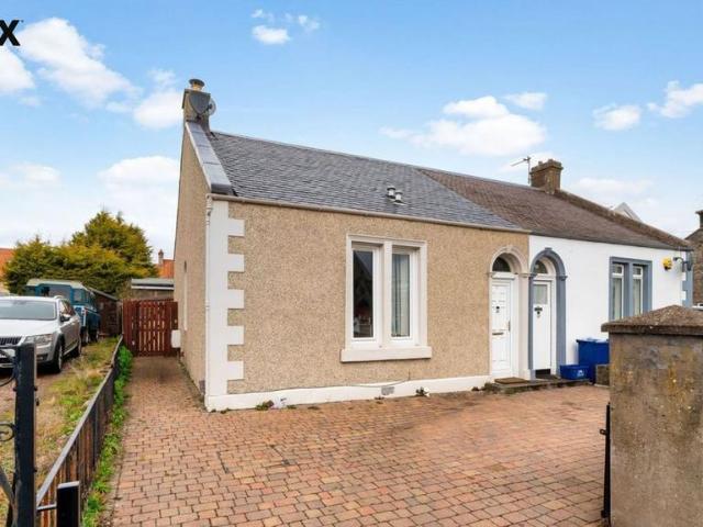 2 bedroom cottage for sale