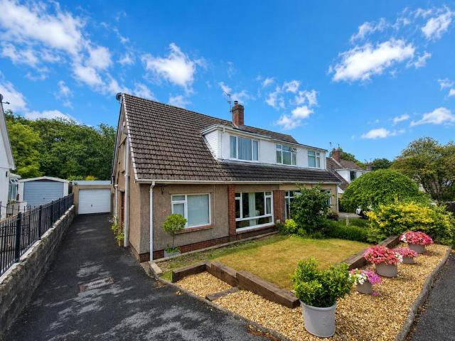 2 bedroom semi detached bungalow for sale