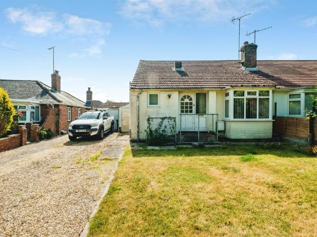 2 bedroom semi detached bungalow for sale