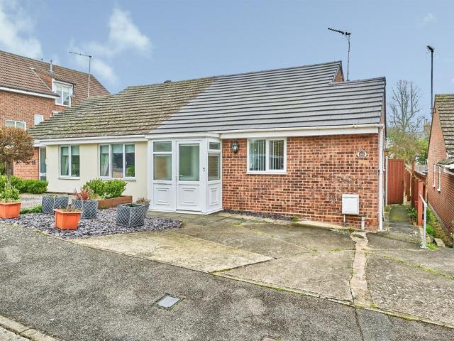 2 bedroom semi detached bungalow for sale