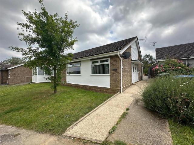 2 bedroom semi detached bungalow for sale