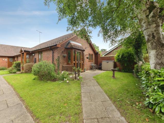 2 bedroom semi detached bungalow for sale