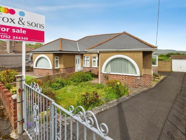 2 bedroom semi detached bungalow for sale