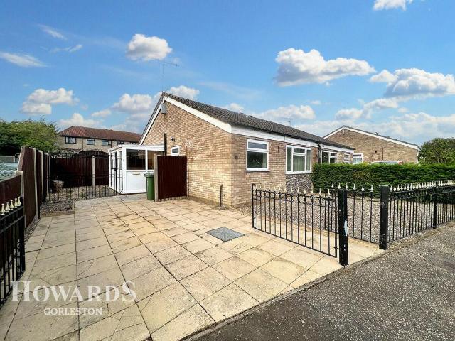2 bedroom semi detached bungalow for sale
