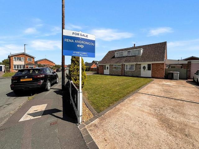 2 bedroom semi detached bungalow for sale